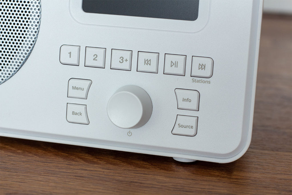 Pure Elan One Review: DAB/DAB+, FM and Bluetooth portable radio